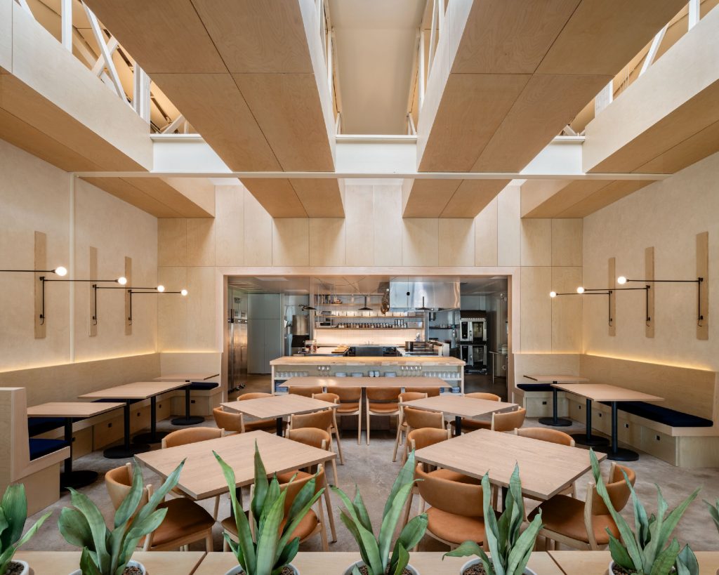 Schaum Architects Transforms Houston Garage into Camaraderie Restaurant