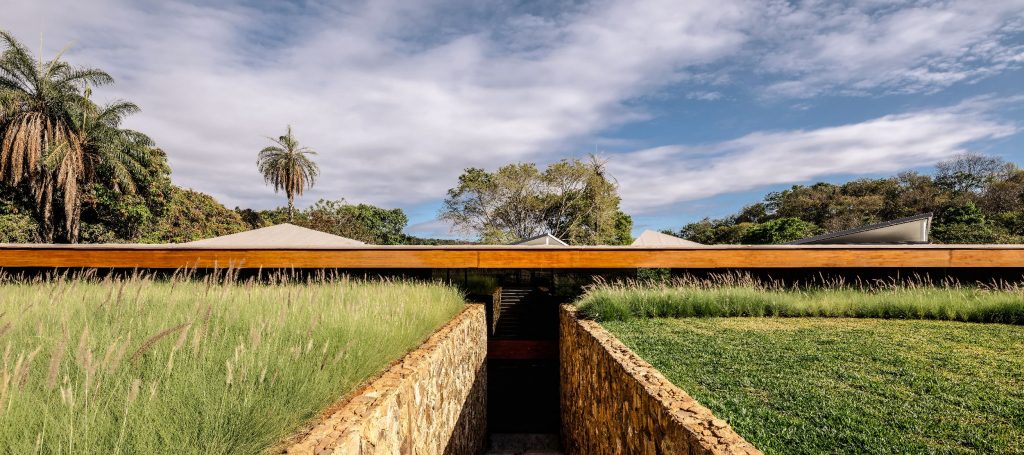 Tangram House Framed by Nature